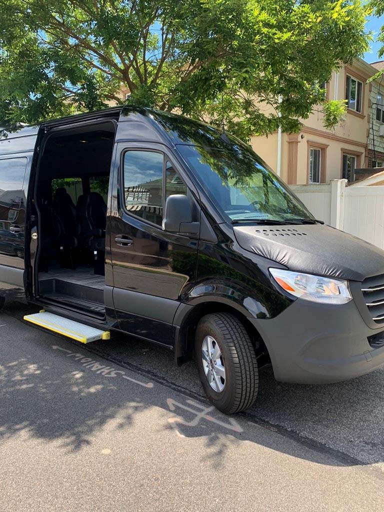 MERCEDES LIMO BUS | Luxury Airport Car Service